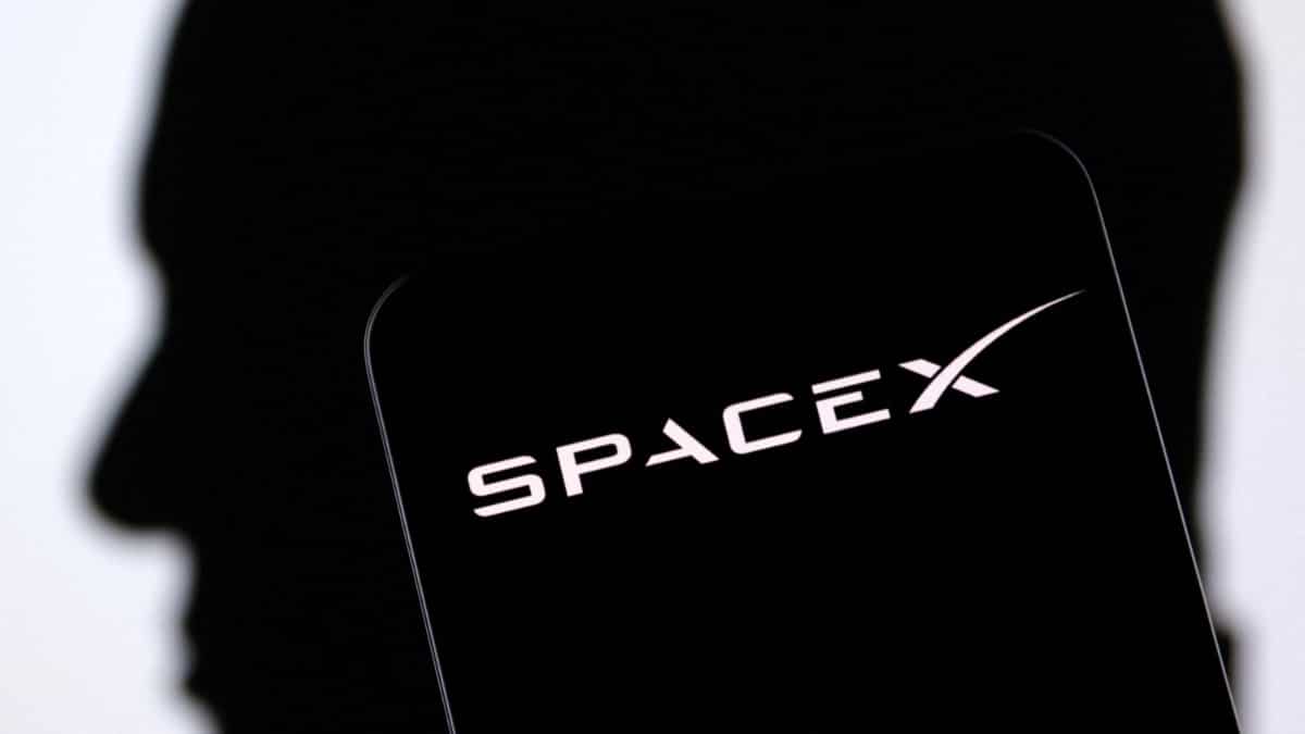 SpaceX fined after worker injury, records reveal history of safety ...