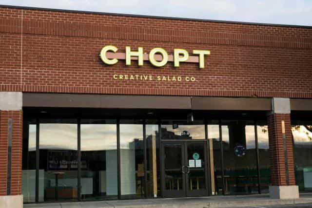 US: Woman chews on human finger mixed with salad, sues restaurant ...