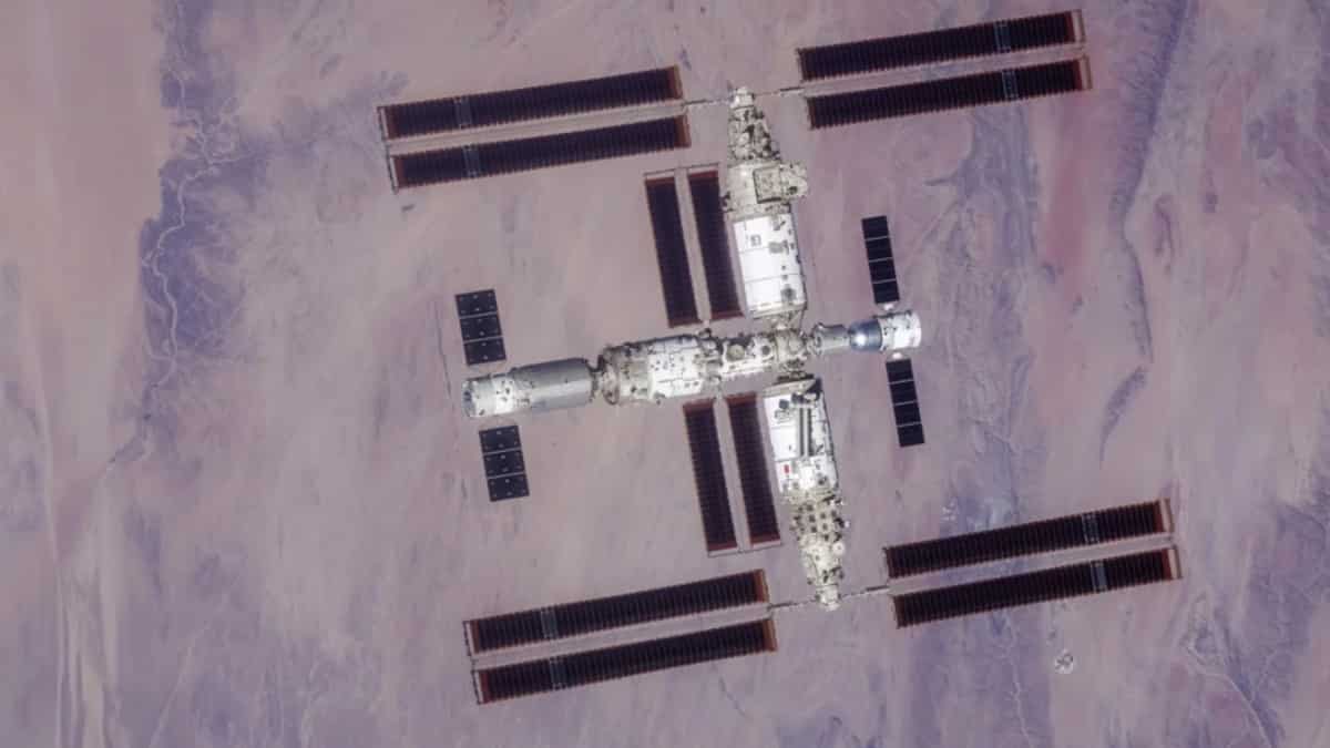 Tiangong space station: China releases beautiful panoramic image with ...