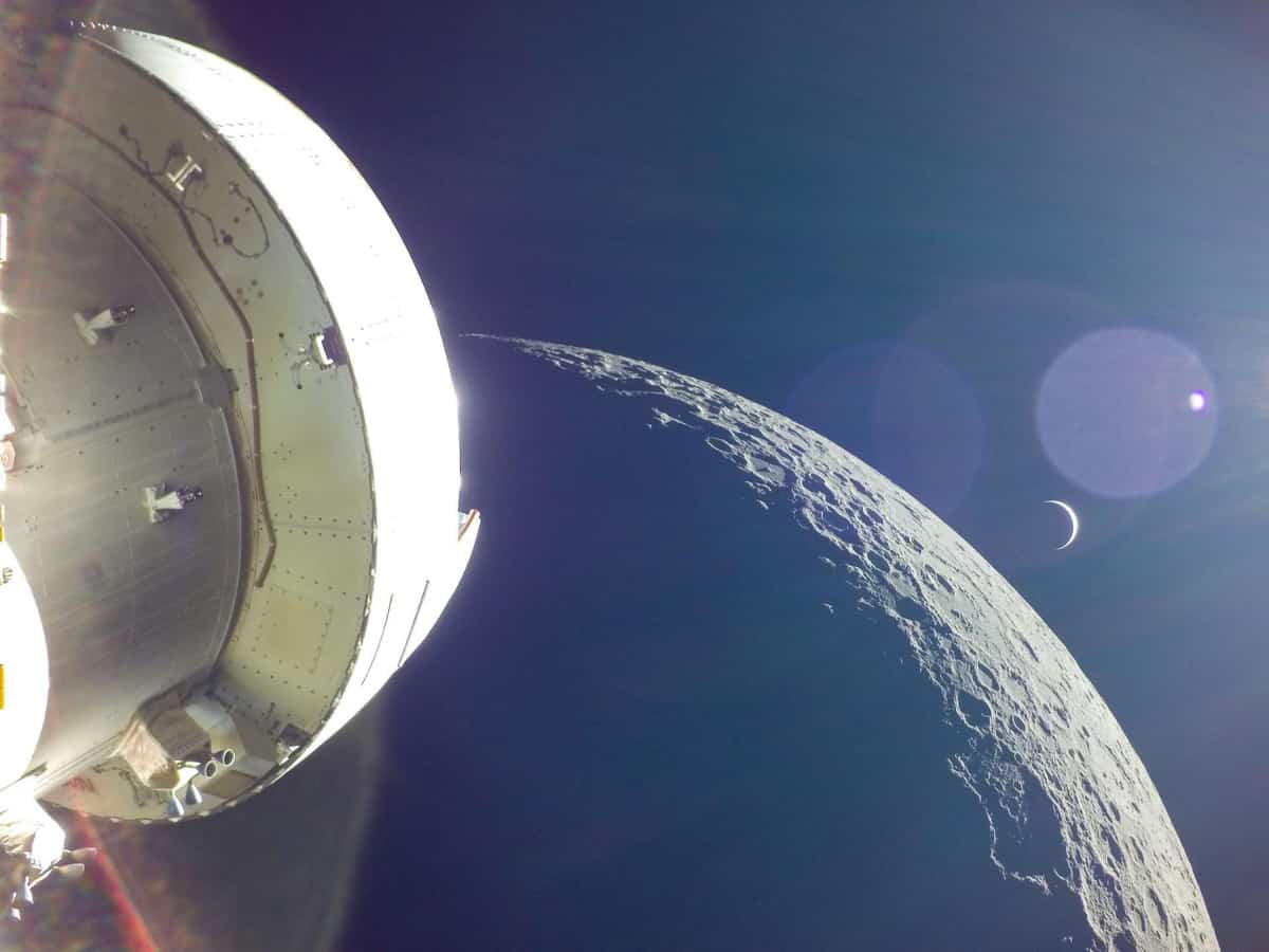 Watch Nasa Video Shows Orion Re Entering Earth At 32 Times The Speed