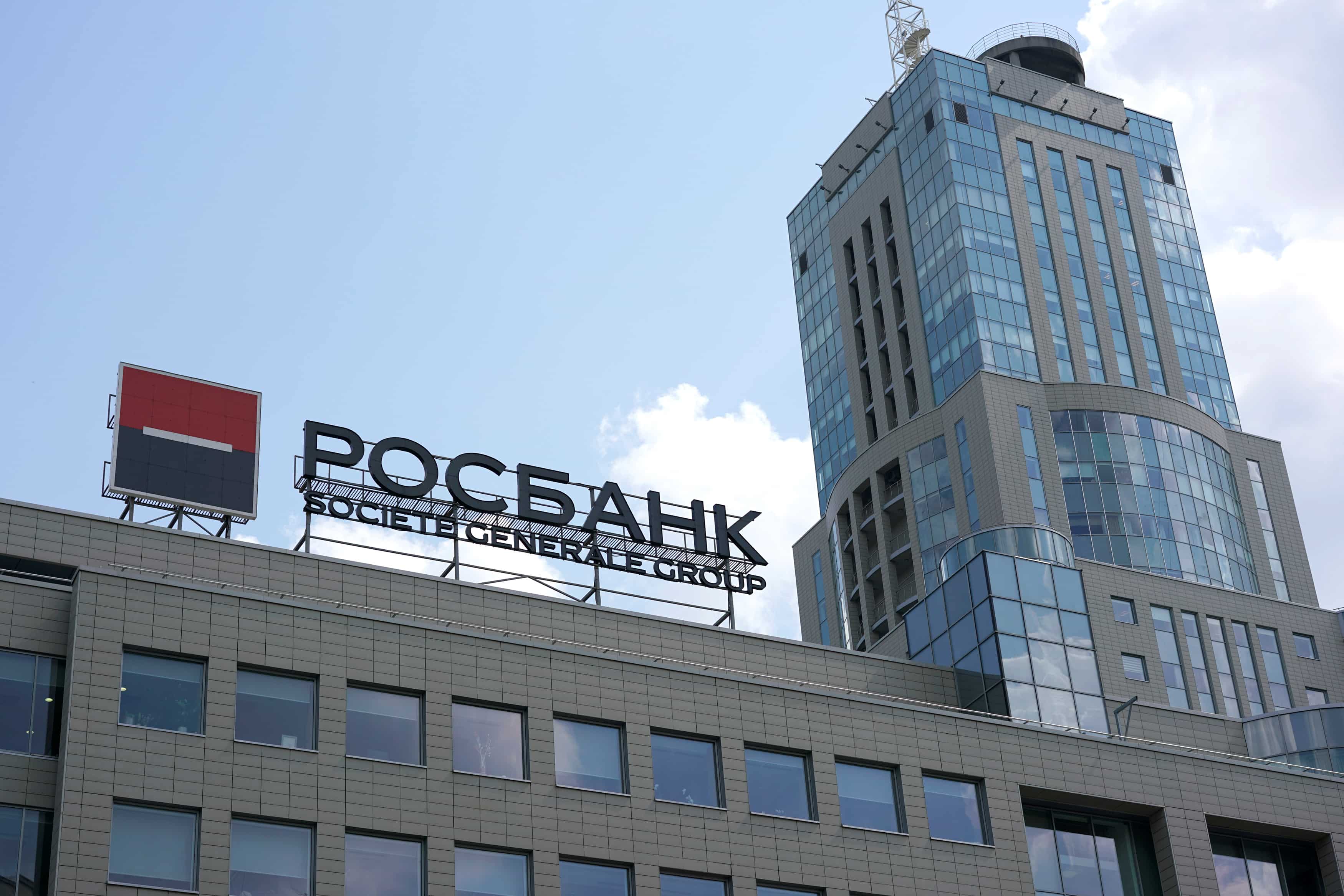 Putin clears Rosbank's acquisition of Societe Generale's Russian ...