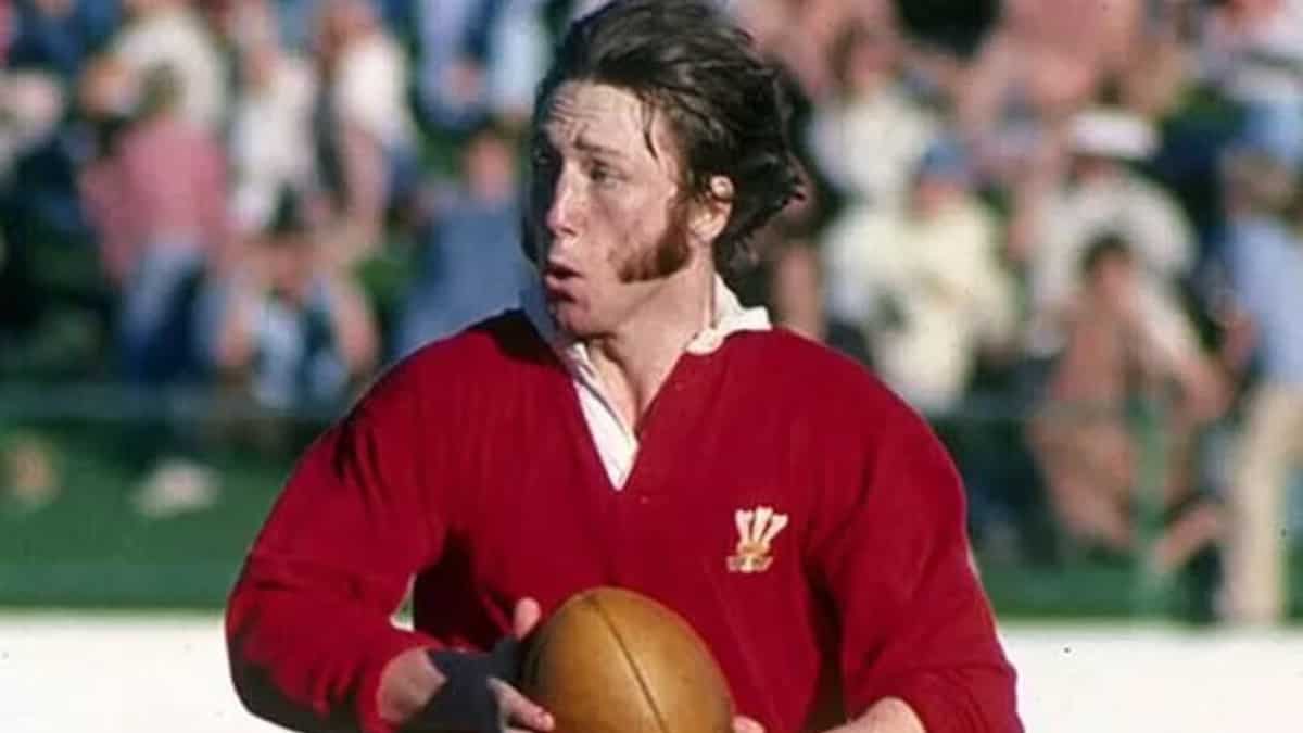 Rugby: Wales and British Lions legend JPR Williams dies aged 74