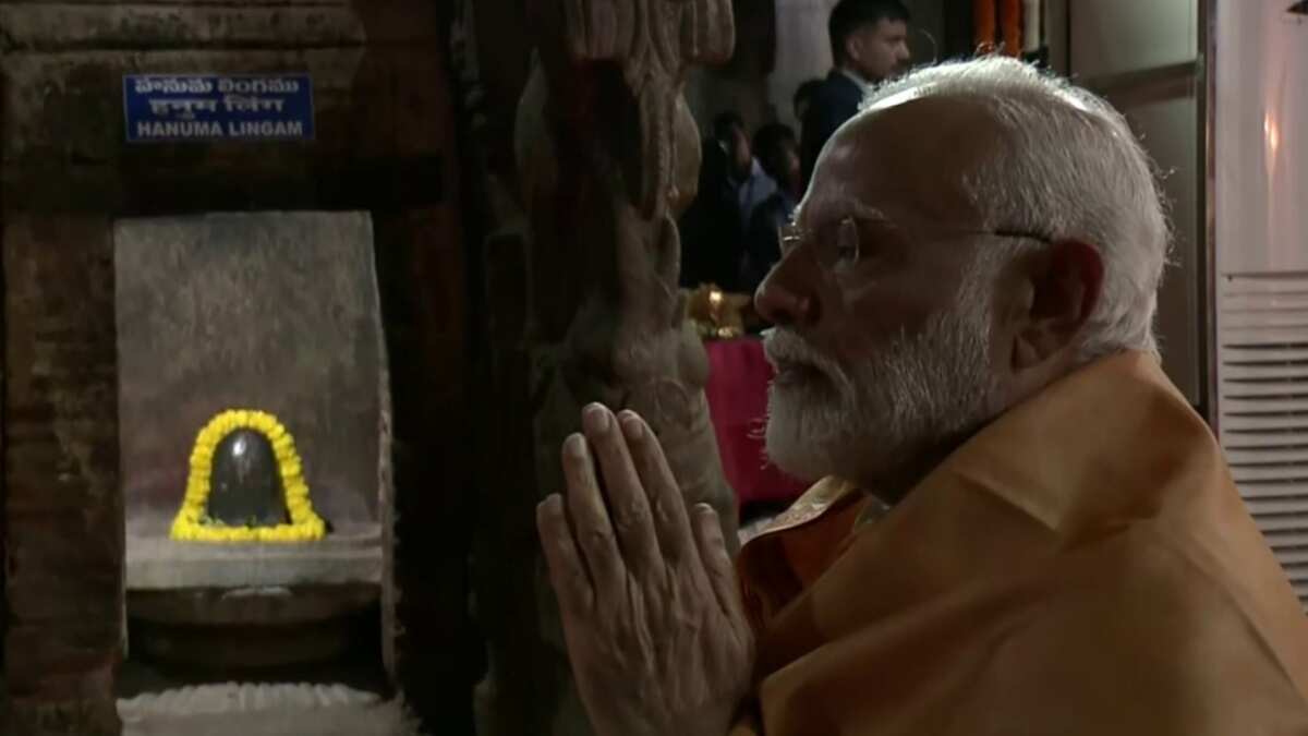 With Ram Mandir consecration few days ahead, PM Modi visits temples in ...
