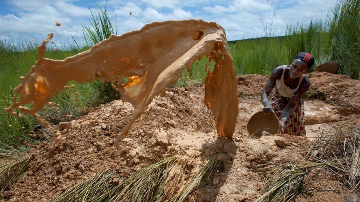 More than 70 dead after Mali gold mine collapse - World News