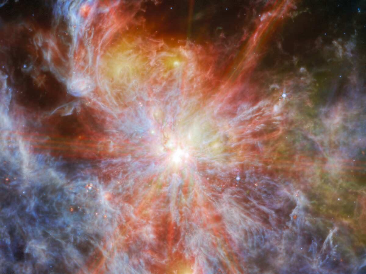 Stellar show! NASA's James Webb Telescope captures birth of new suns ...
