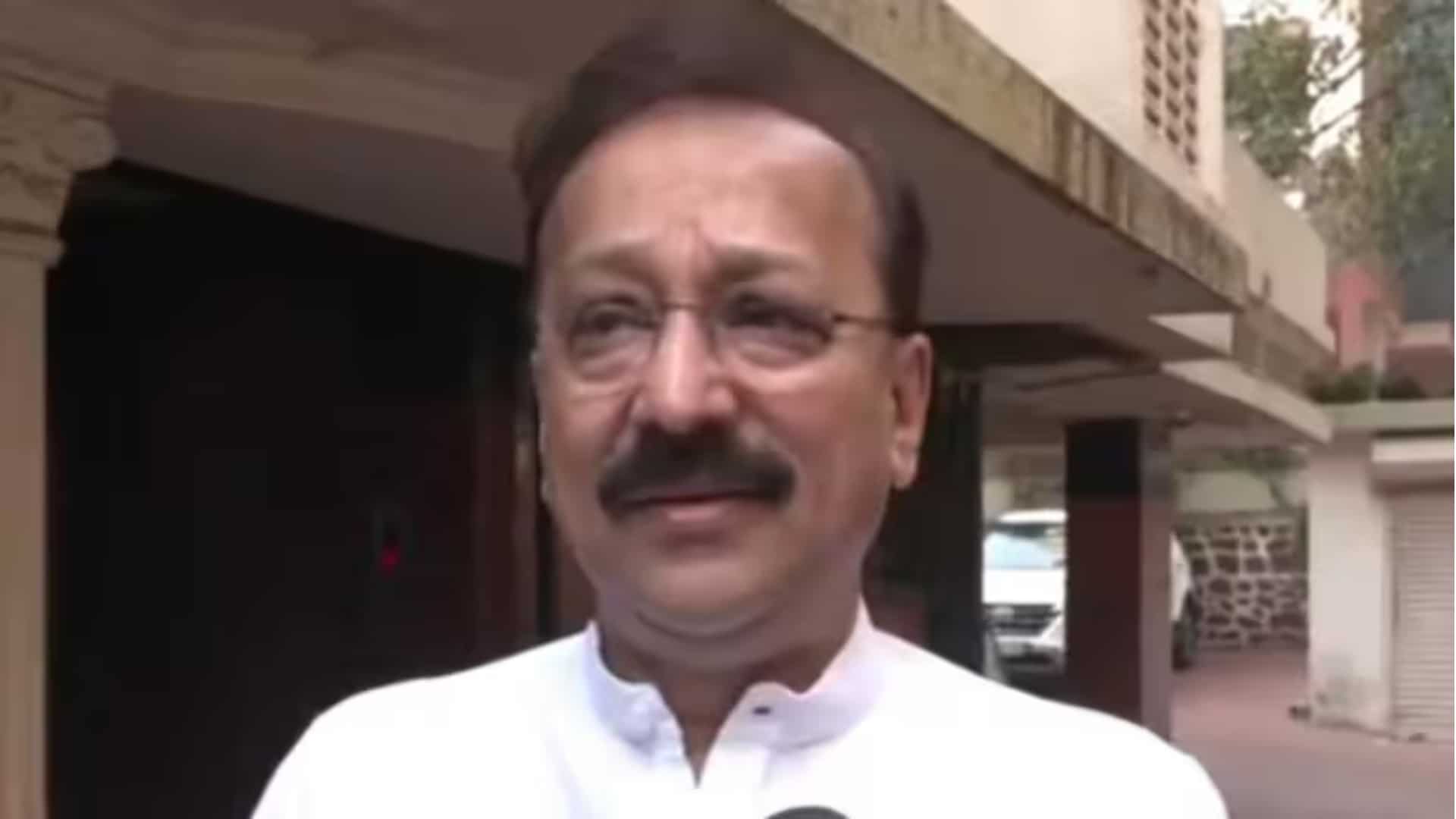 Senior NCP leader Baba Siddique shot dead in Mumbai: 'Collapsed law and ...