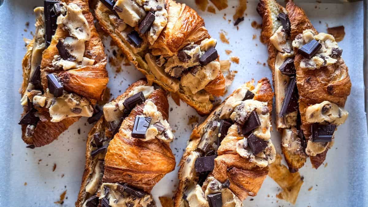 Crookie, latest croissant hybrid, is taking Paris by storm: Know the ...