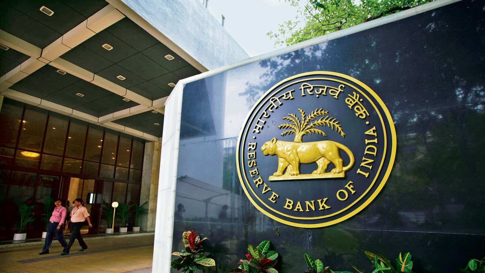 RBI cracks down on Edelweiss Group companies for 'Evergreening' loans ...