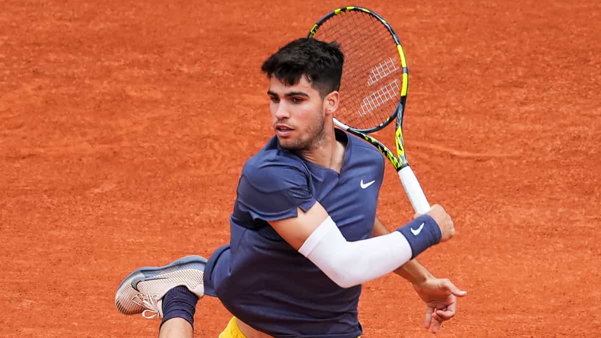 French Open: Carlos Alcaraz out muscles Sebastian Korda to reach ...