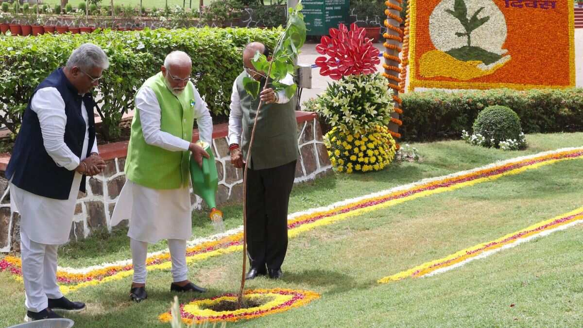 India: PM Modi plants tree sapling, launches ‘Ek Ped Maa Ke Naam ...