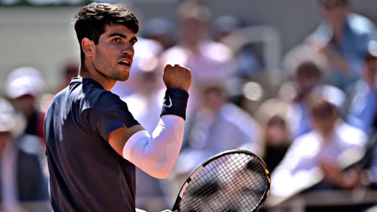 Wimbledon champion Carlos Alcaraz knocked out of Queen's Club in last 16 - Tennis News