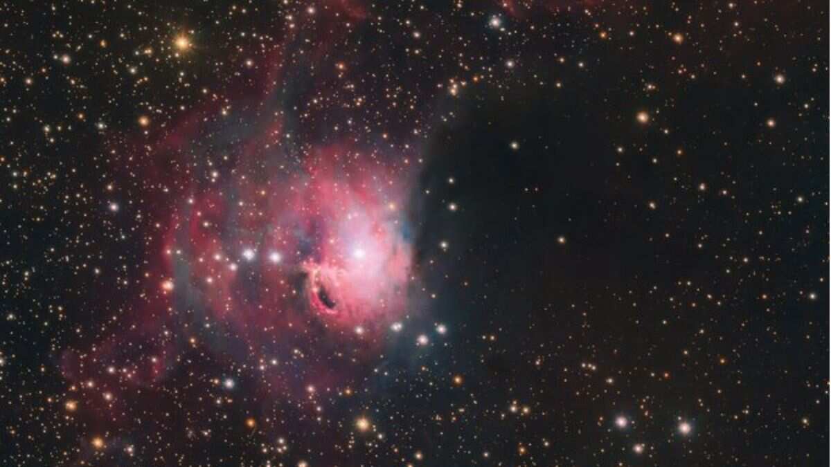 Survey telescope captures stunning image of Gum 3 nebula that appears ...