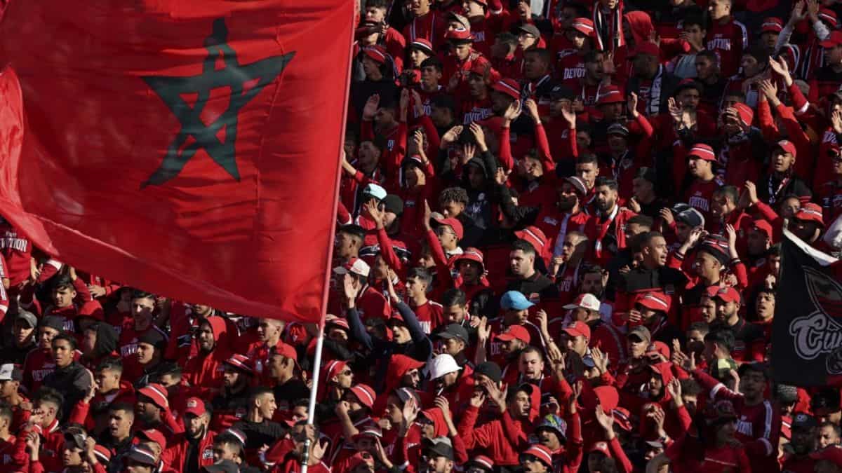 Two Moroccan footballers from Ittihad Tanger goes missing at sea ...