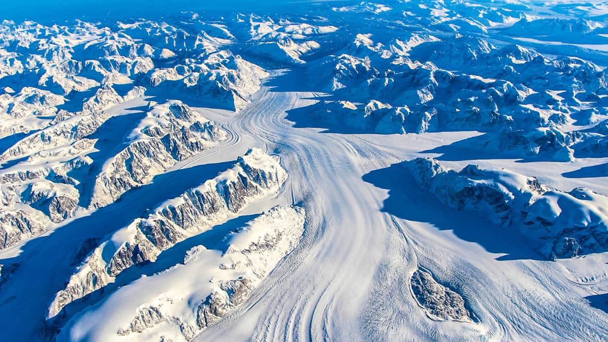 New microcontinent identified between Greenland and Canada is a crustal ...