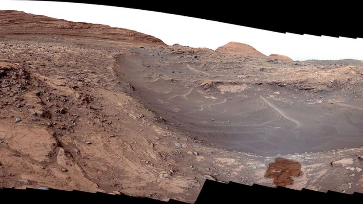 Curiosity rover cuts open rock on Mars, spilling out an unexpected ...