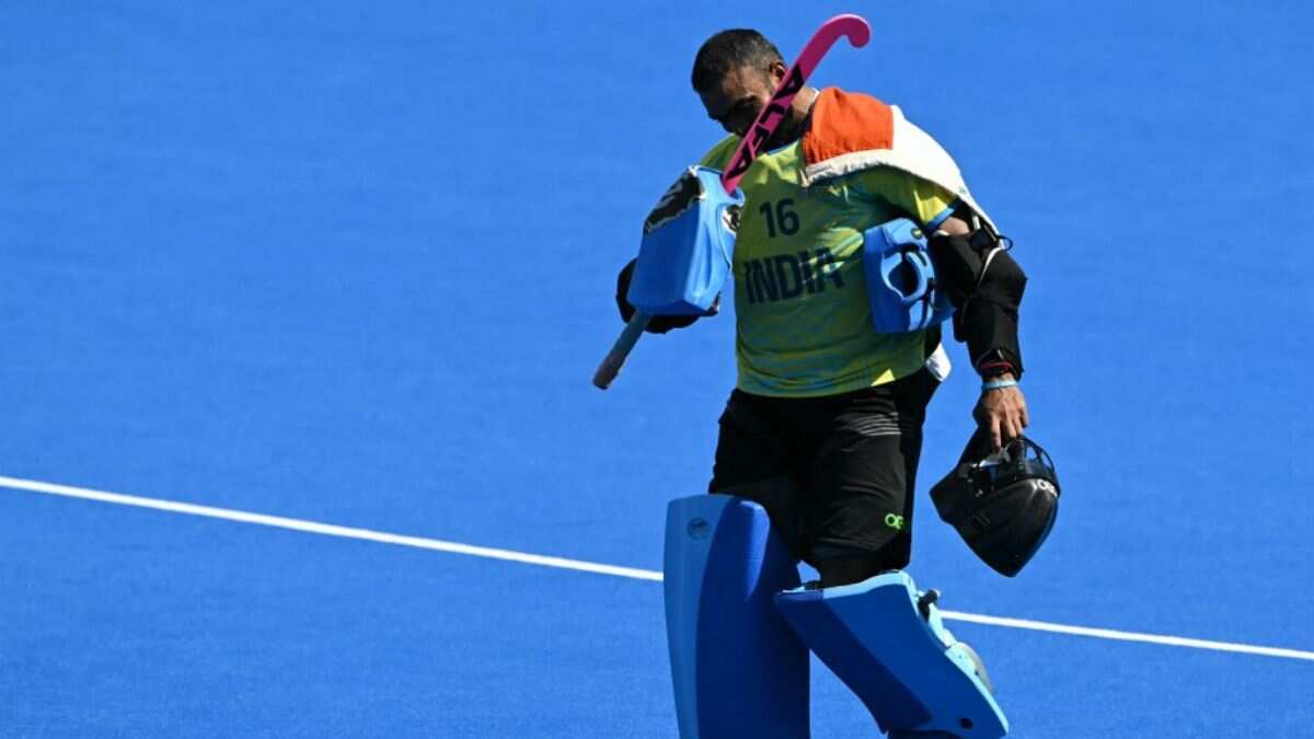 Paris Olympics 2024 Closing Ceremony: PR Sreejesh joins Manu Bhaker as ...