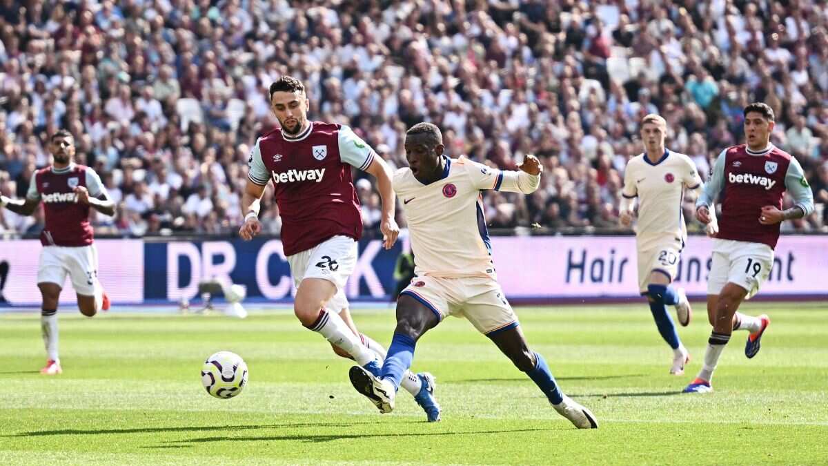 Nicolas Jackson hits brace as Chelsea win against woeful West Ham in ...