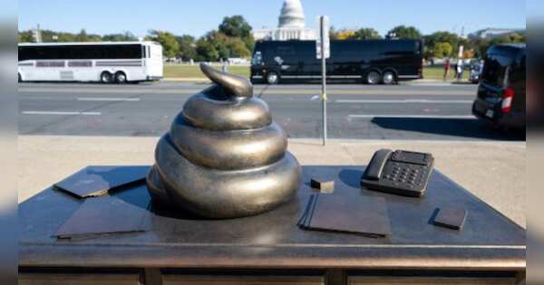 Poop on Pelosi's table statue in Washington mocking Jan 6 rioters grabs ...