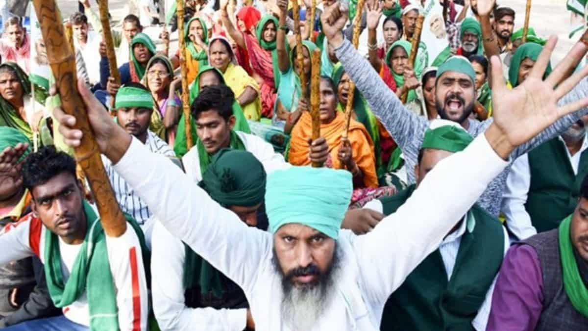 Protesting farmers announce ‘Rail Roko’ on December 18, call for Rakesh ...