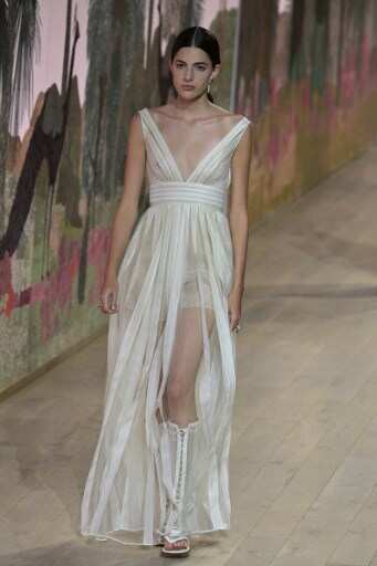 Dior presents Greek Goddesses-inspired collection at Paris Haute ...