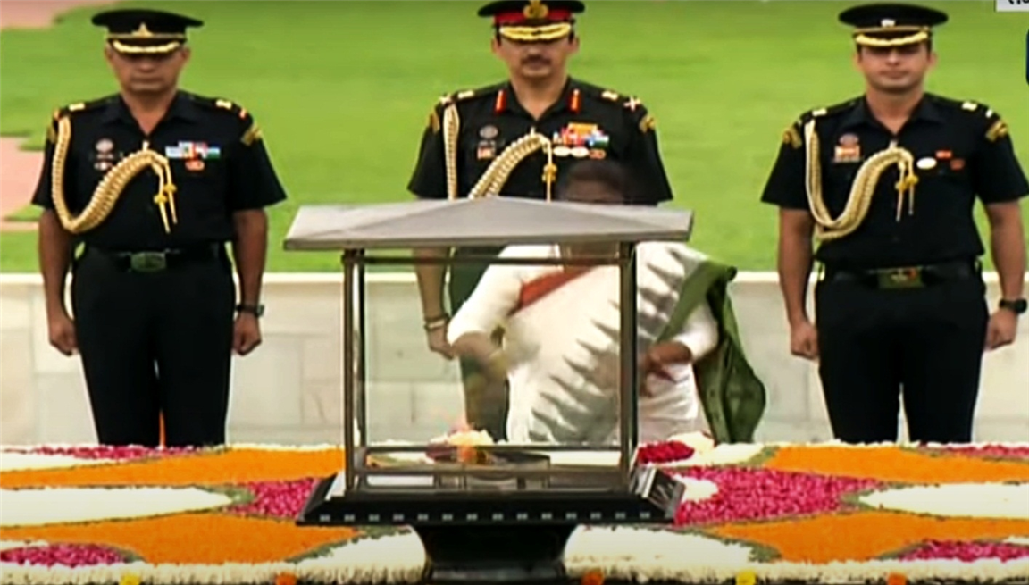 As it happened: Droupadi Murmu took the oath as president of India ...