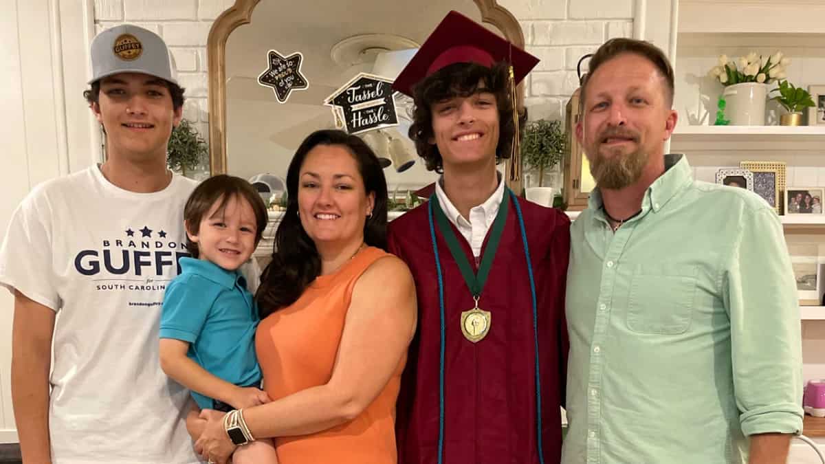 Explained: 'Sextortion', the new 'Nigerian prince' scam on Snapchat and ...