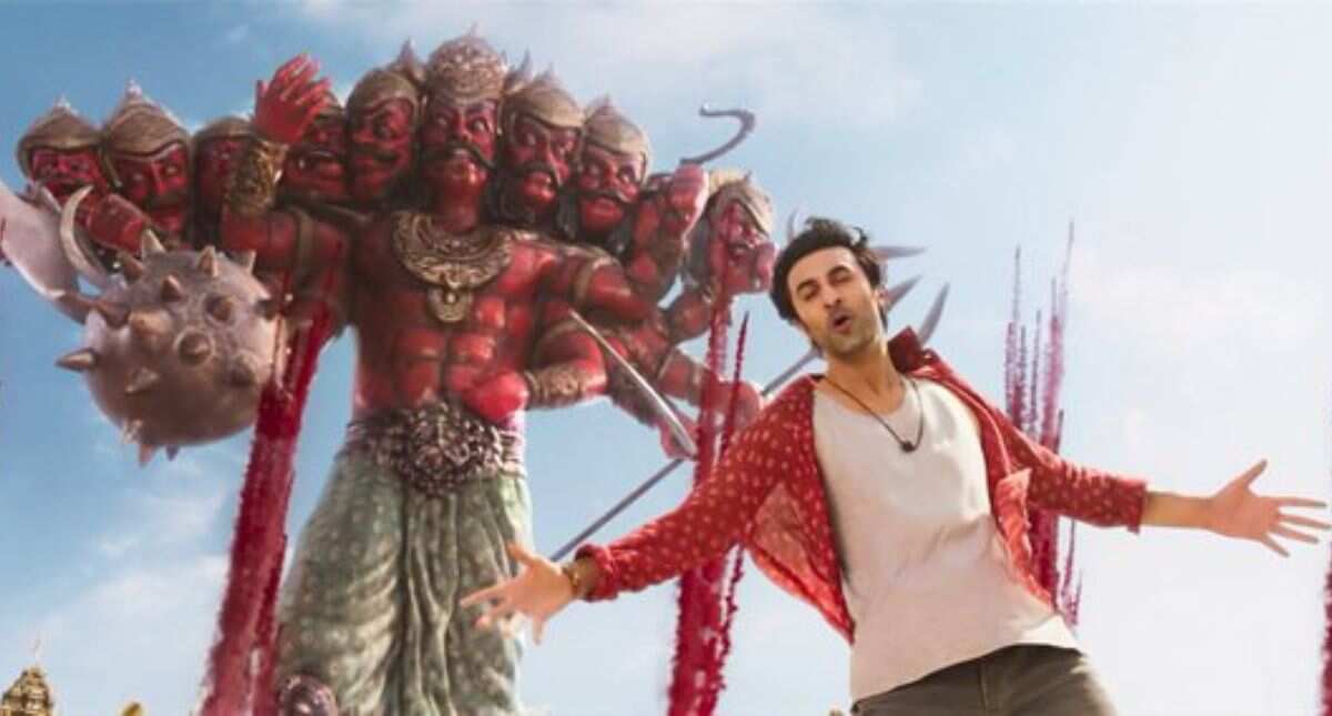 'Brahmastra' movie review: Ranbir Kapoor-Alia Bhatt's film works for ...
