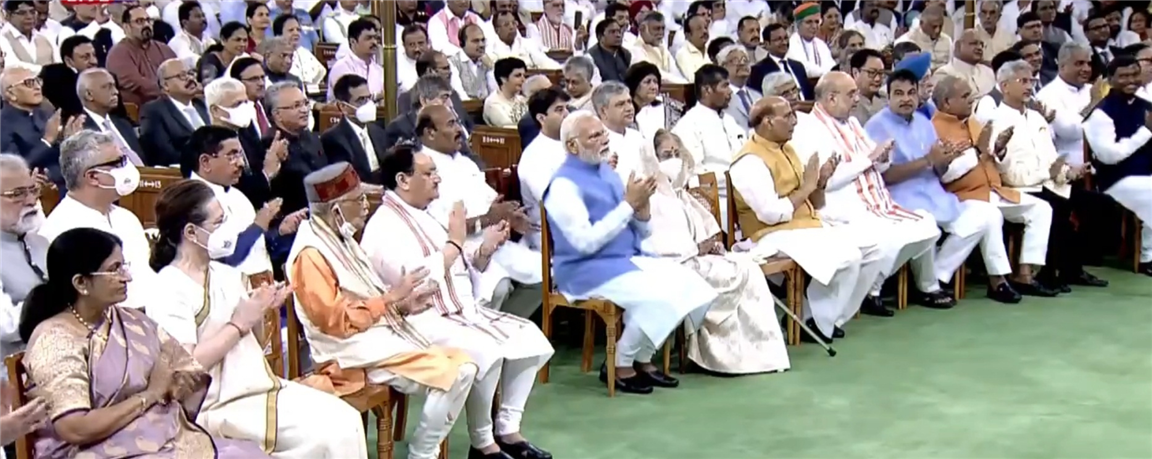 As it happened: Droupadi Murmu took the oath as president of India ...