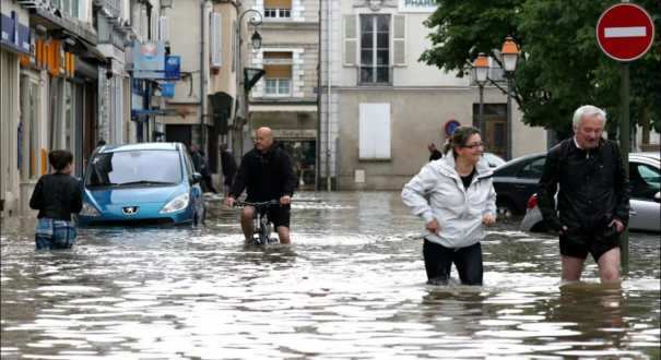 red flood france News - Latest red flood france News, Breaking red ...