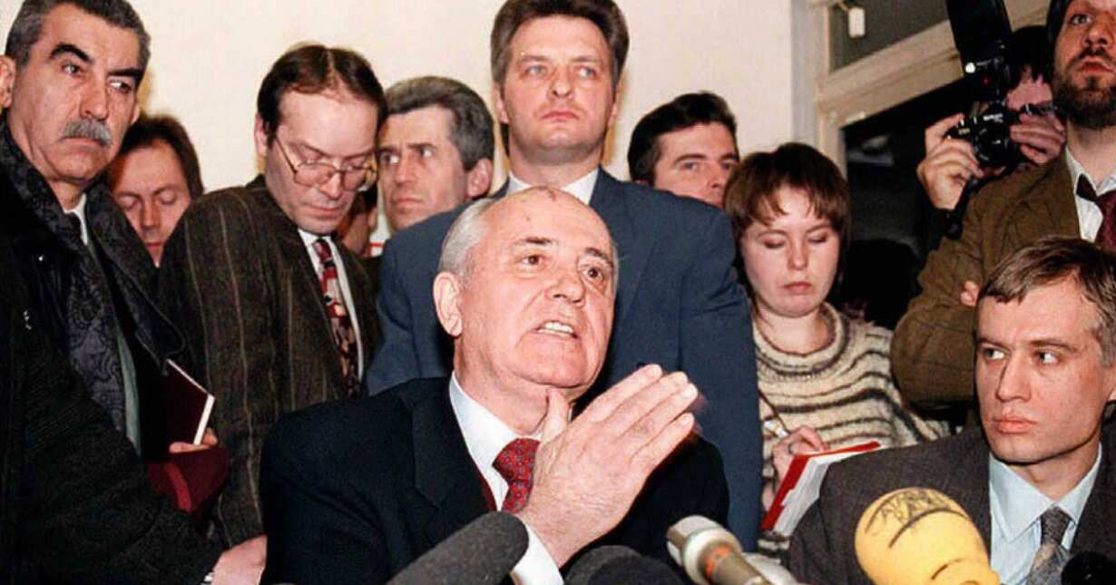 From Pizza Hut to the free press: Gorbachev's years after power - World ...