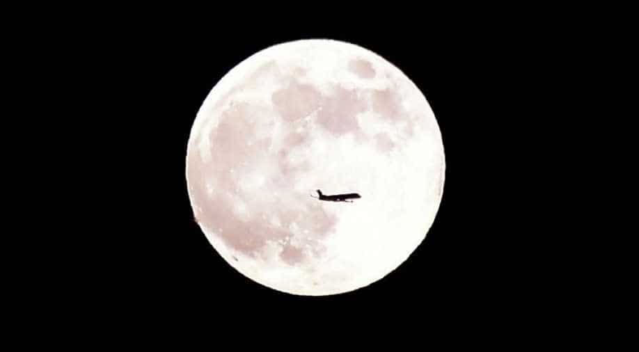 Pakistan launches its first ever moon-sighting website - South Asia News