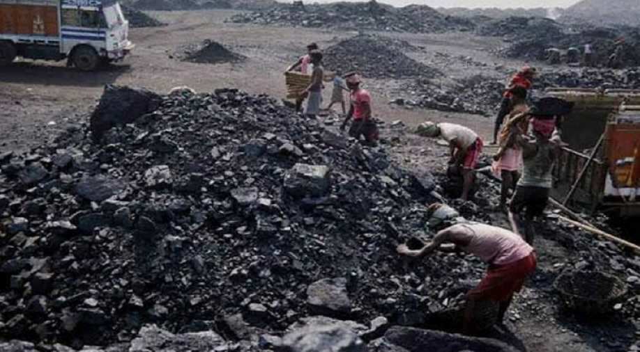 Gas explosion in Pakistan coal mine kills 7, traps 13, South Asia News ...