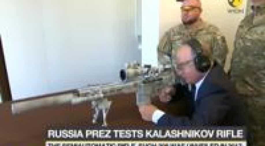 Putin shows off marksmanship skills; Fires New Kalashnikov Rifle, World ...