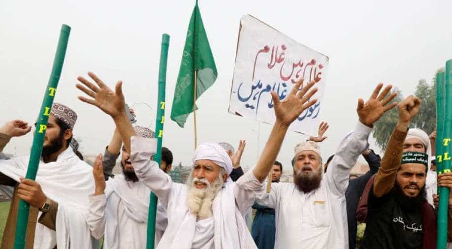 Asia Bibi verdict protests: Pakistan CJ seeks report on vandalism ...