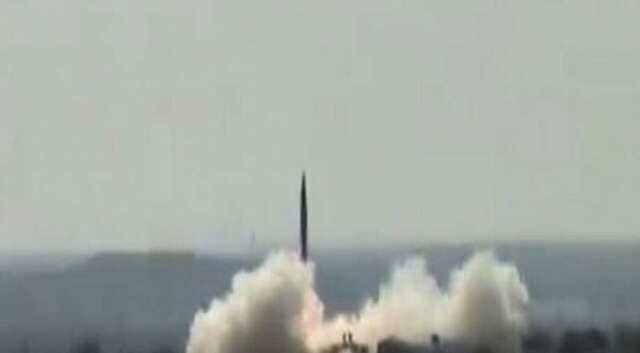 Pakistan launches surface-to-surface Ballistic missile Shaheen-1 ...