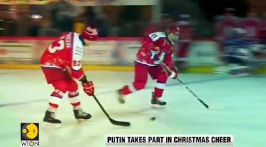 Vladimir Putin plays ice hockey in Red Square - World News