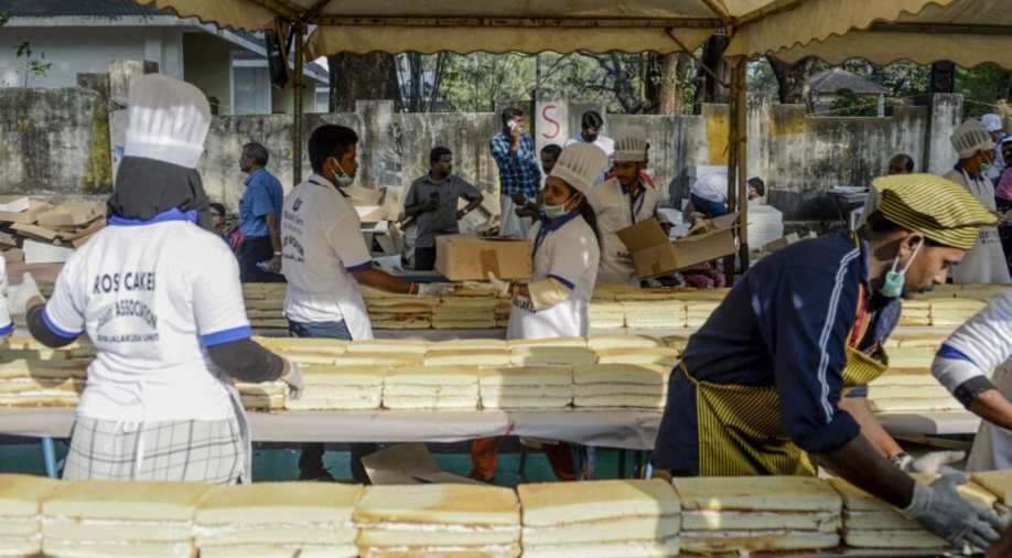 Indian bakers make the 'longest cake', breaking the last guinness world ...