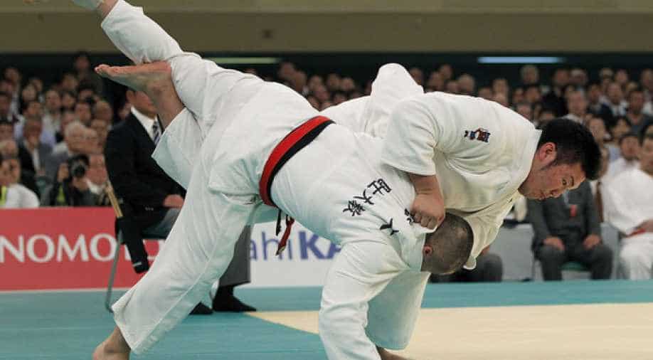How are Judo uniforms made? Minimum effort for maximum efficiency ...
