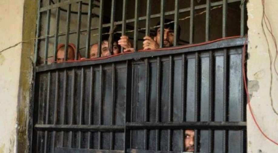 Islamic State jihadists on the run after Afghan prison raid, South Asia ...