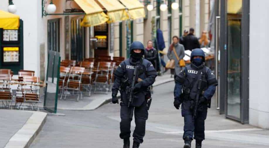 Swiss police identify assailant in knife attack as jihadist, World News ...