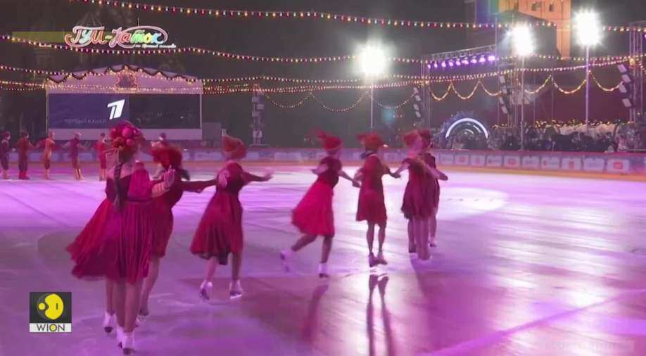 Ice rink in Red Squar opens with colourful performance despite COVID-19 ...