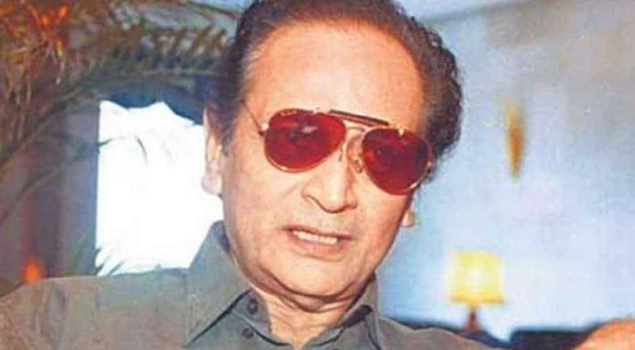 IFFI 2021: Veteran actor Biswajit Chatterjee receives Indian ...