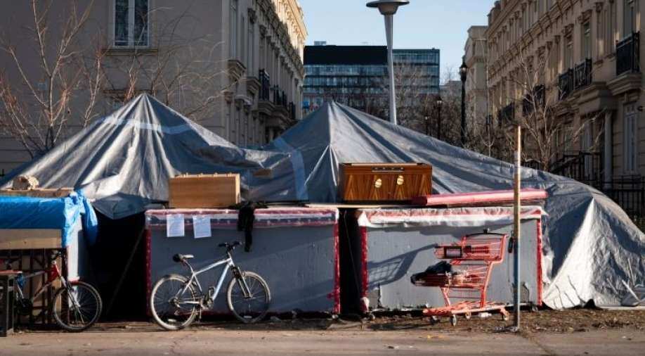 The carpenter who built tiny homes for Toronto’s homeless - World News