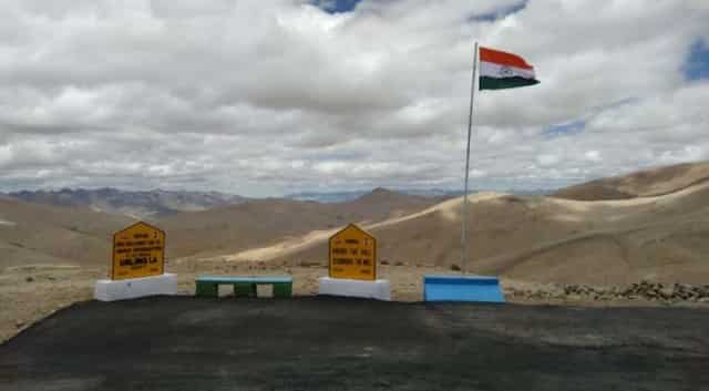 Umlingla Pass: India builds world's highest road at 19,300 feet in ...