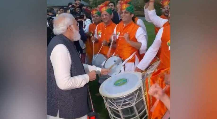 Watch | Prime Minister Narendra Modi beats drums, engages with the ...