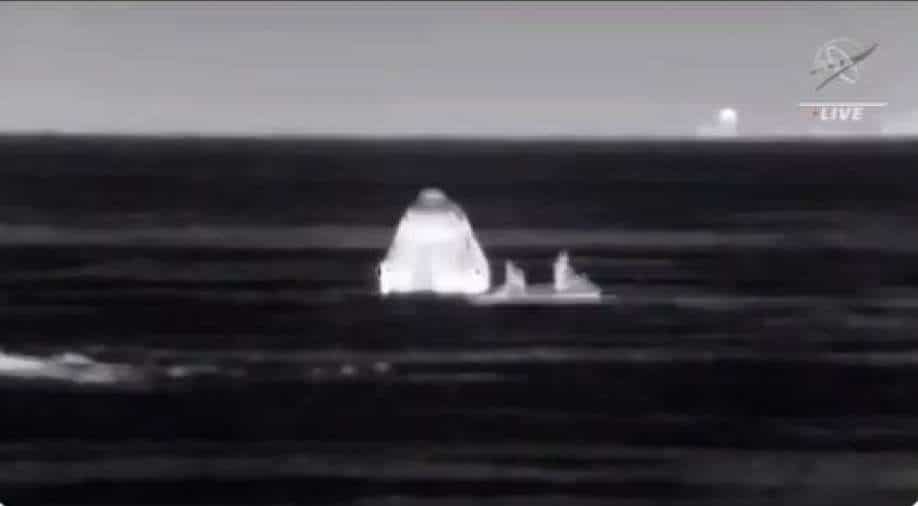 Watch Spacex Capsule With Four Iss Astronauts Wearing Adult Diapers