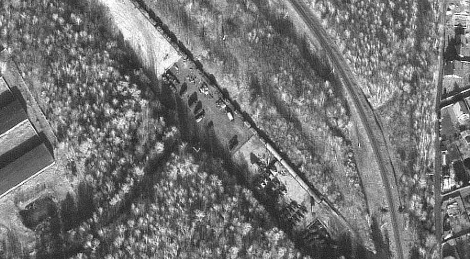 Satellite pictures: New Pontoon bridge & Russian troop deployment along ...