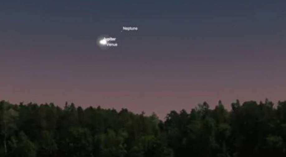 Rare celestial spectacle: Jupiter, Venus to appear to collide with each ...