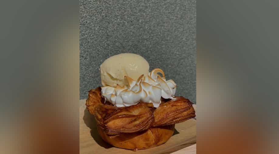 Kyiv bakery names cake after UK PM Boris Johnson in honour of his ...