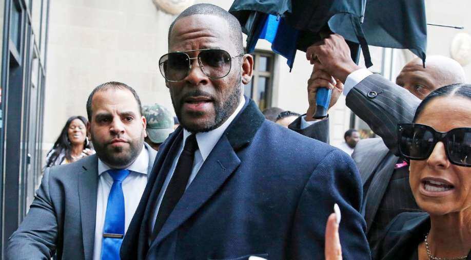 R&B superstar R. Kelly's notorious history of sex allegations and ...